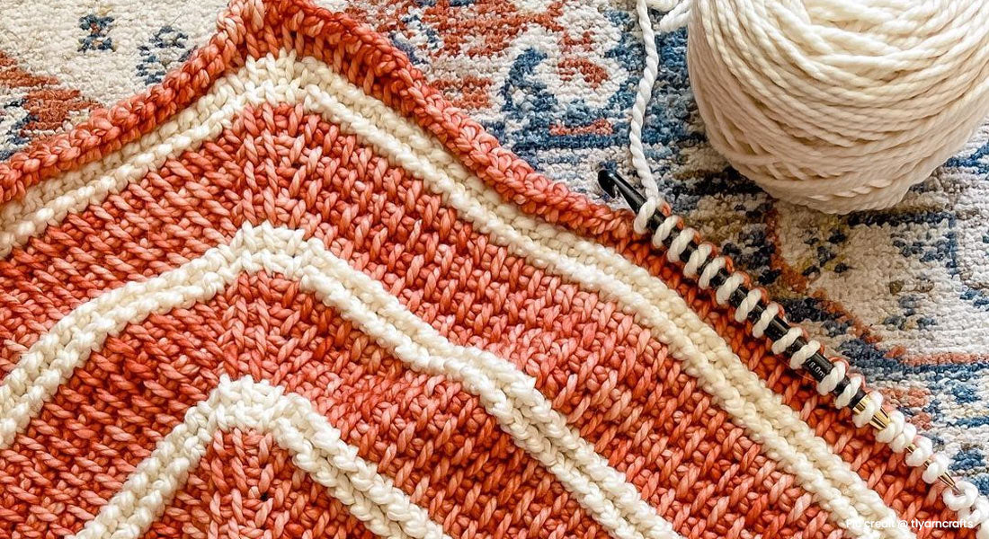 How to Change Color in Tunisian Crochet | Lantern Moon