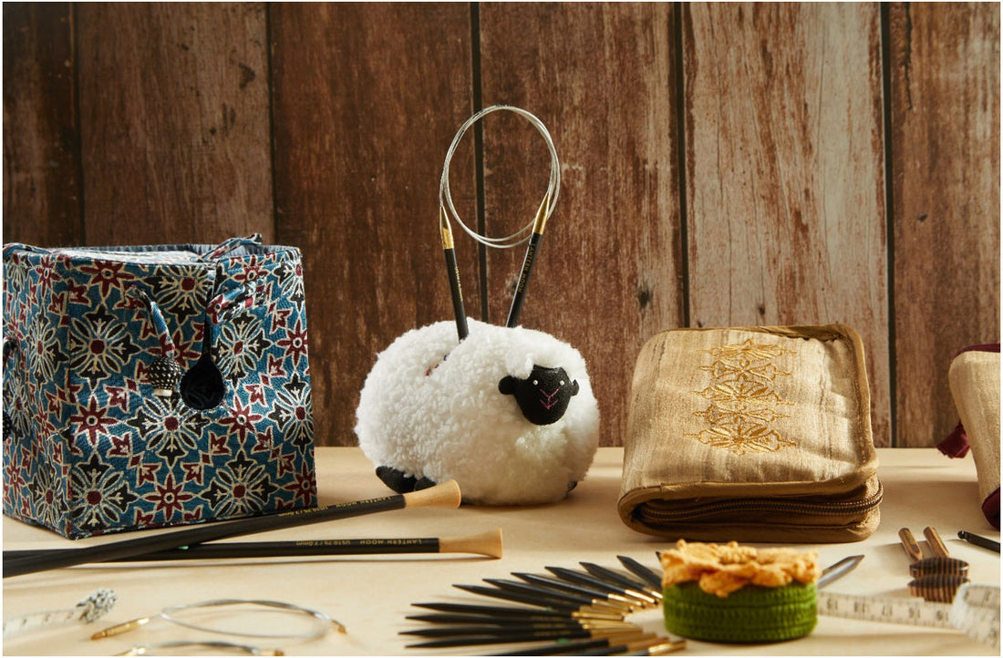 Knitting Lesson: How to 'Knit 1 Below' (K1B) Stitch | Lantern Moon